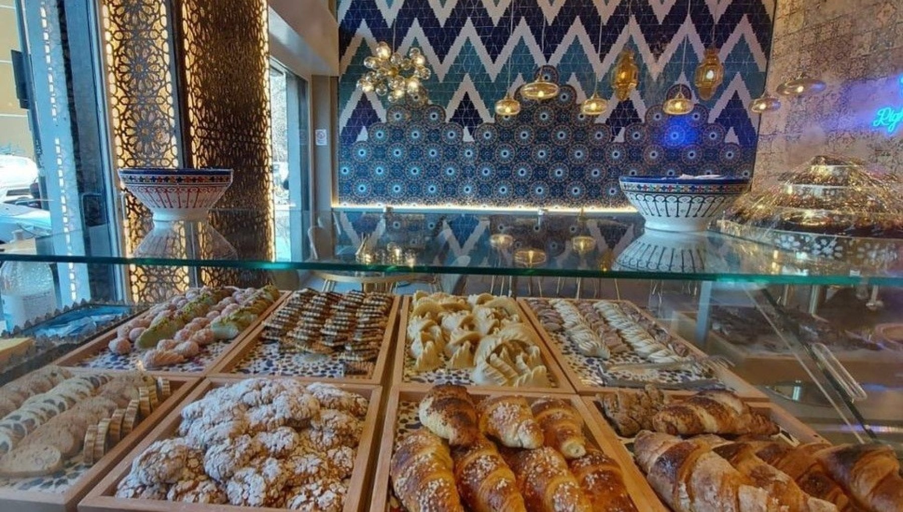 Le otto pasticcerie etniche più nuove di Milano: giro del mondo dolce ...