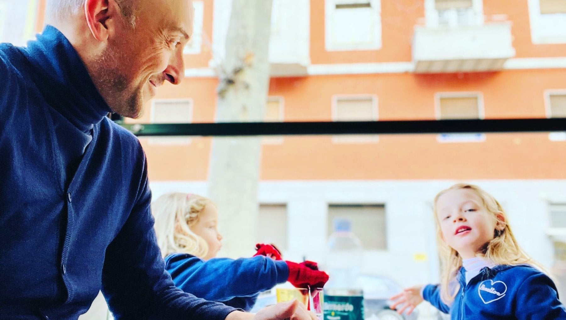 Matteo Uslenghi: "La mia famiglia arcobaleno con Anna e Maria ...