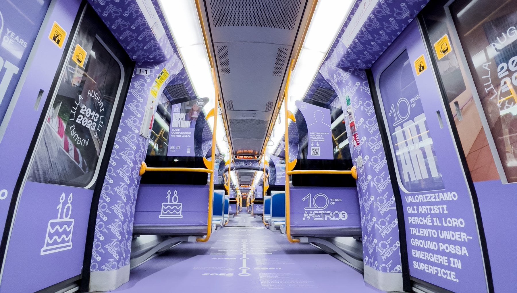 La metro 5 di Milano festeggia dieci anni e dipinge di lilla i vagoni ...