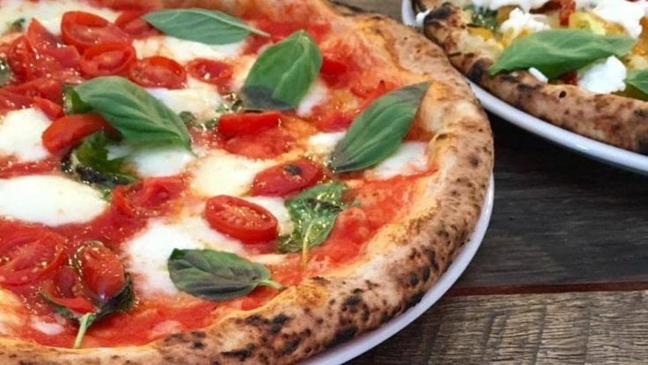 Quanto costa la pizza a Milano? In centro una margherita a 9,40 euro ...