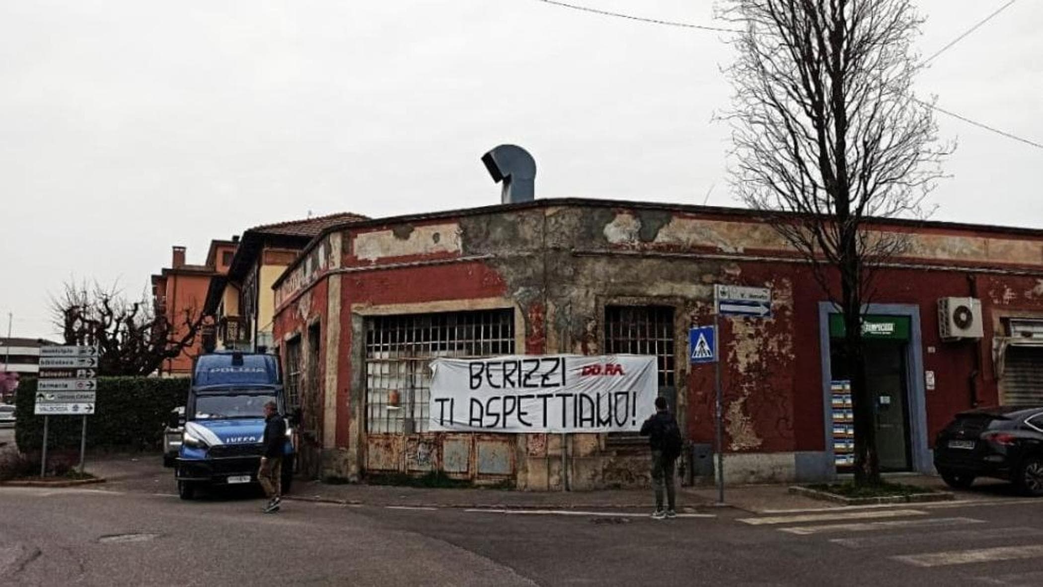 Inscenarono un ‘processo di piazza’ al giornalista Paolo Berizzi ...