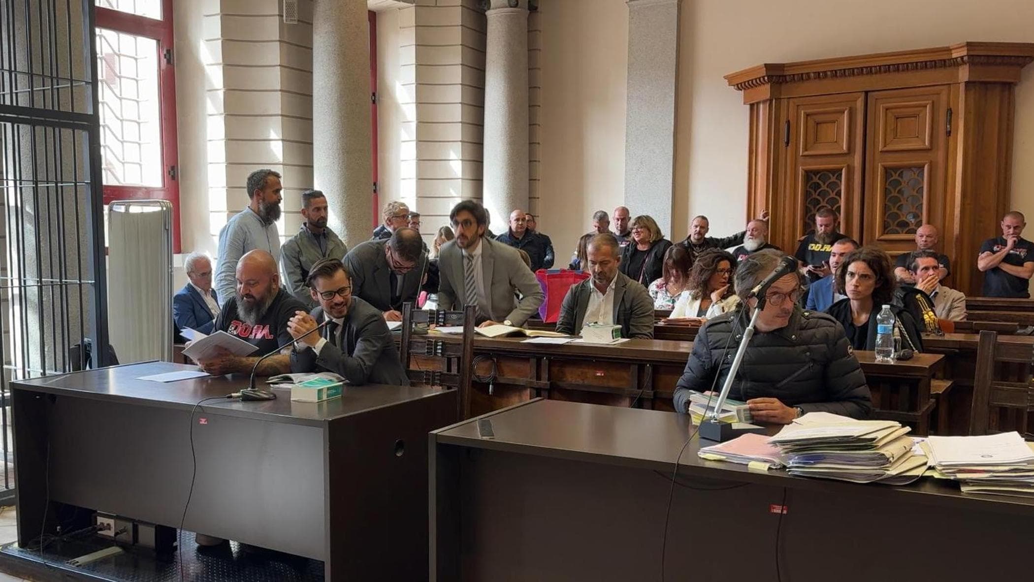 Neofascismo, a Varese la prima udienza al capo di Do.Ra. Alessandro ...