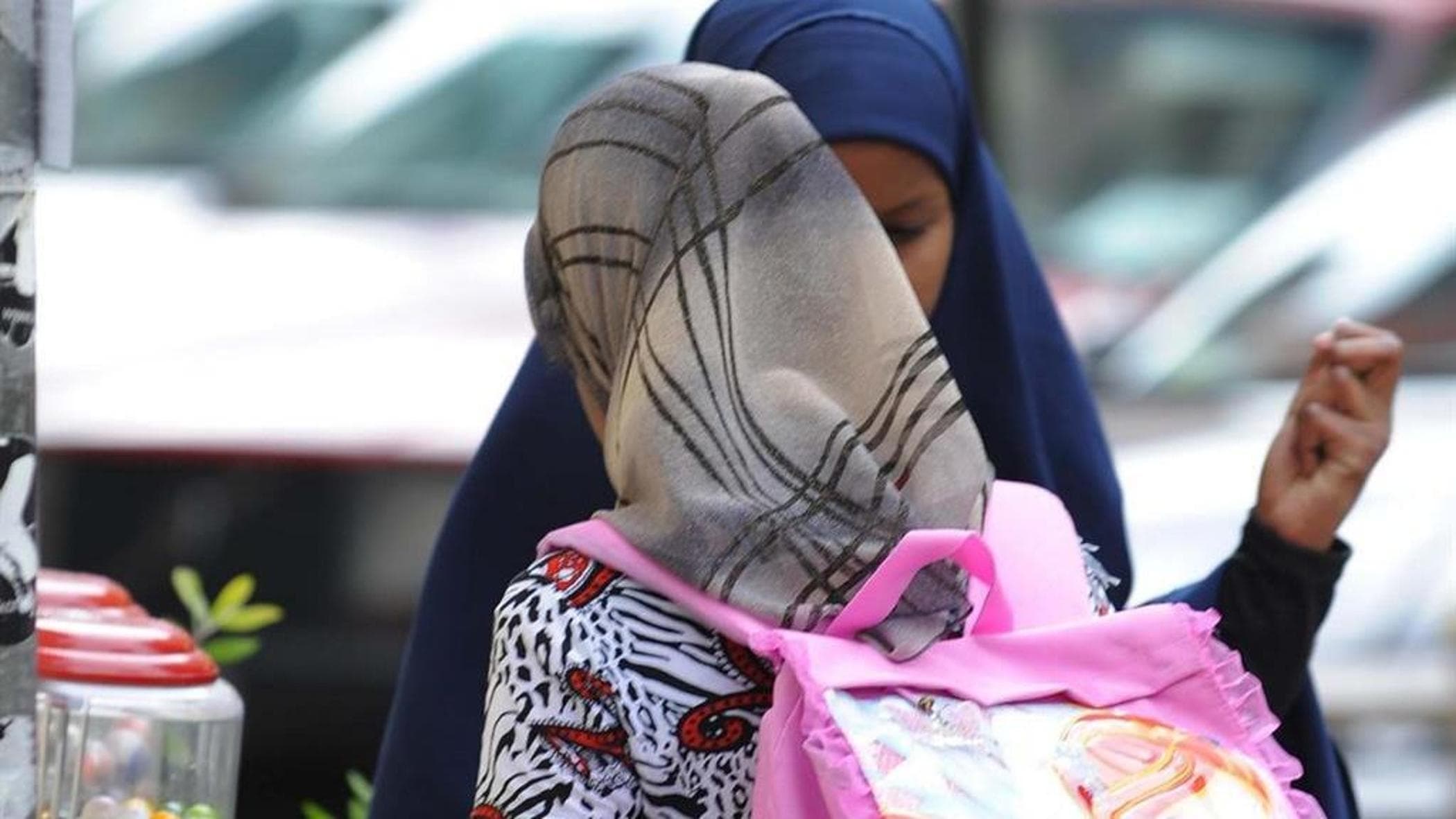Velo islamico a scuola, Asfa Mahmoud risponde alla Lega che vuole ...