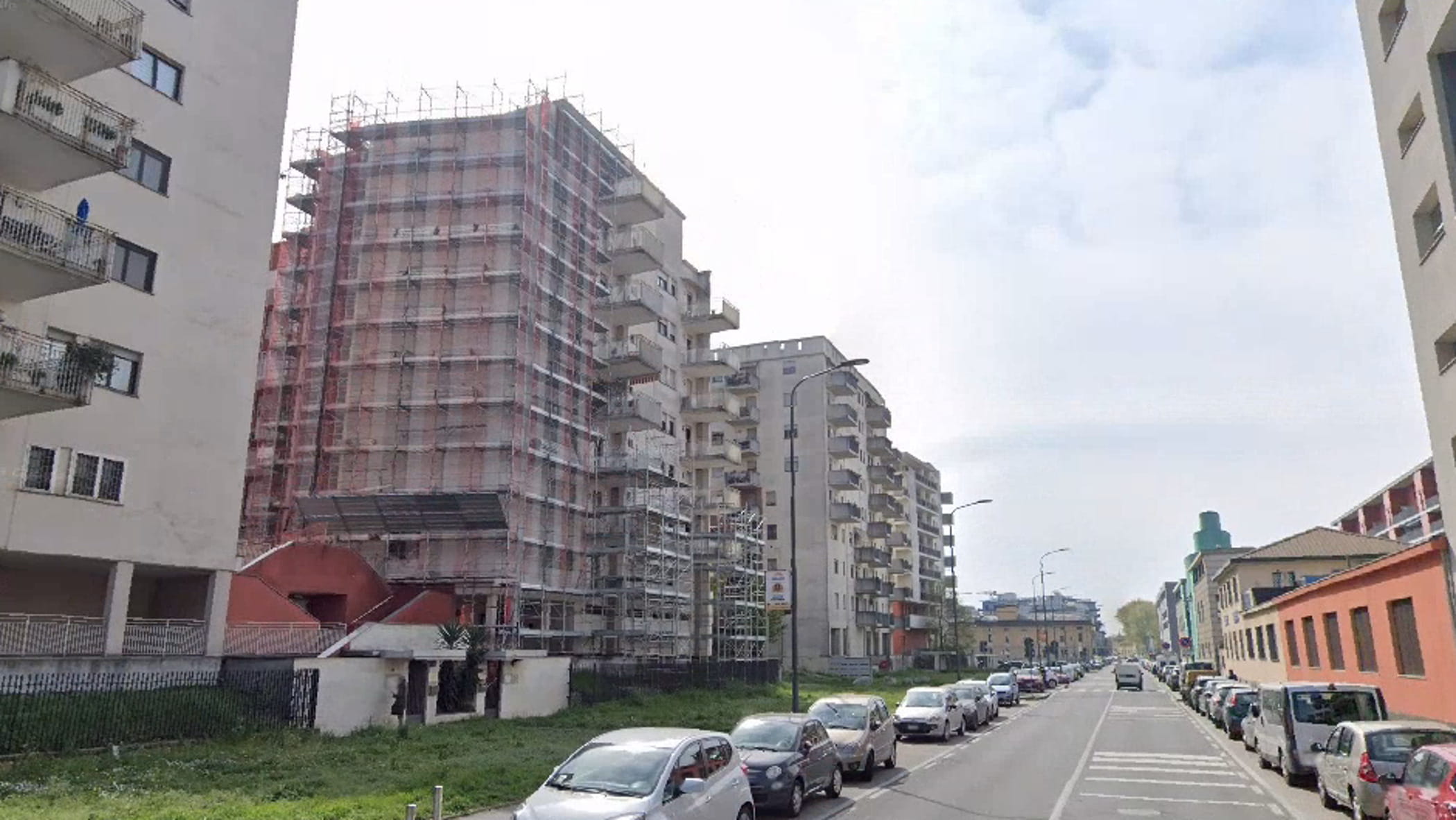 Milano, Andrea Cutri muore in scooter nello scontro con una minicar ...