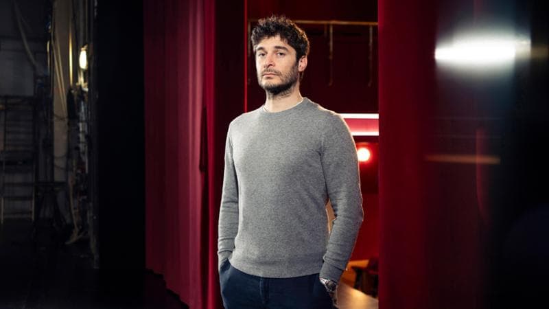 Lino Guanciale: “Il più bel regalo del palco è il dialogo con il mondo ...