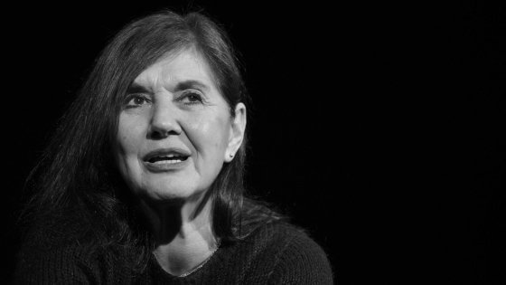 I volti di Napoli: Laura Angiulli, la signora del teatro ai Quartieri ...