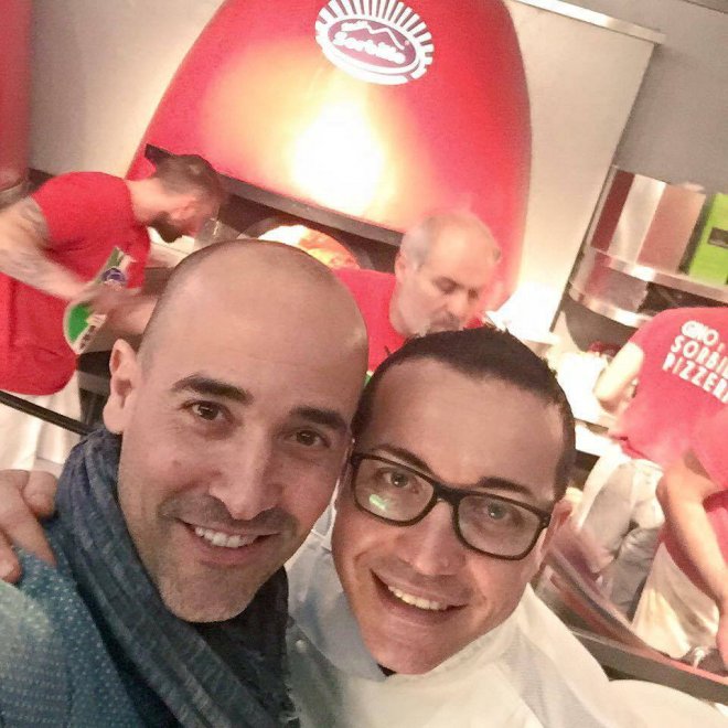 Napoli e lo street food: ecco il racconto di David Rocco - la Repubblica