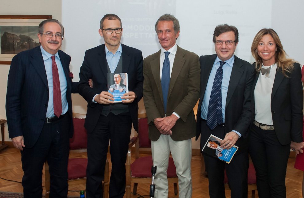 Presentazione al Tennis Club del libro di Alfonso Celotto "Il pomodoro ...