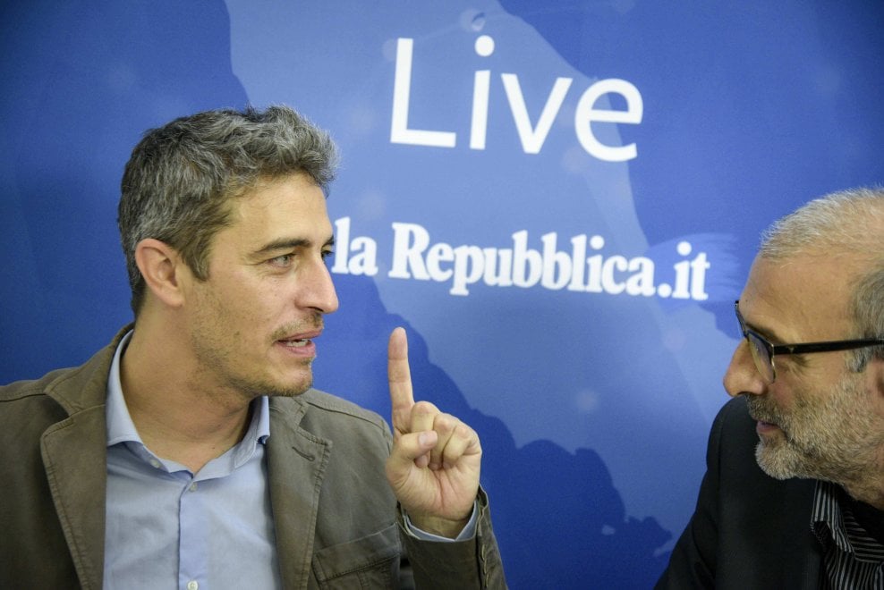 Pif in redazione a Repubblica Napoli, i volti del regista attore - 1 di ...
