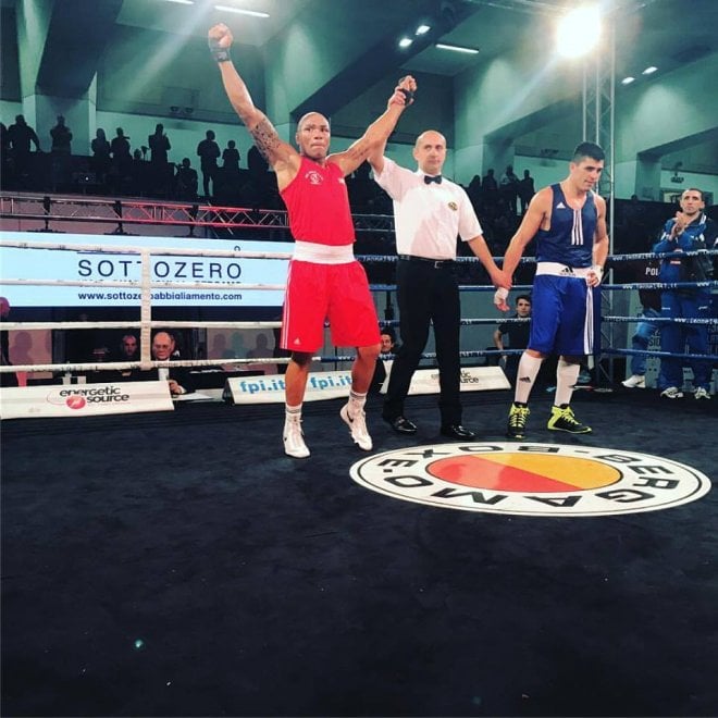 I campioni campani sul podio dei campionati italiani di boxe 2016 - la ...
