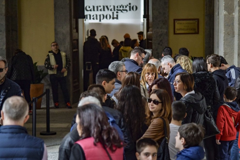 Napoli, file nei musei: boom per Canova e Caravaggio - la Repubblica