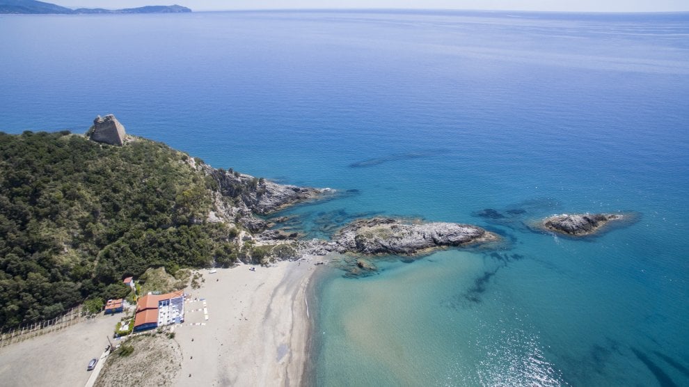 Cilento, in volo su Ascea Marina: il mare è uno spettacolo - la Repubblica