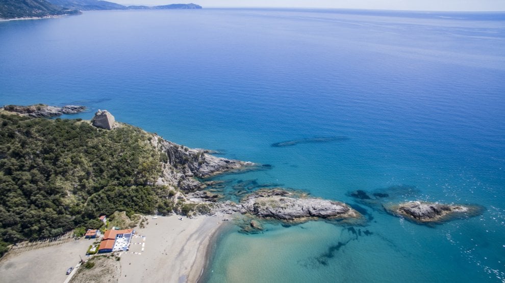 Cilento, in volo su Ascea Marina: il mare è uno spettacolo - la Repubblica