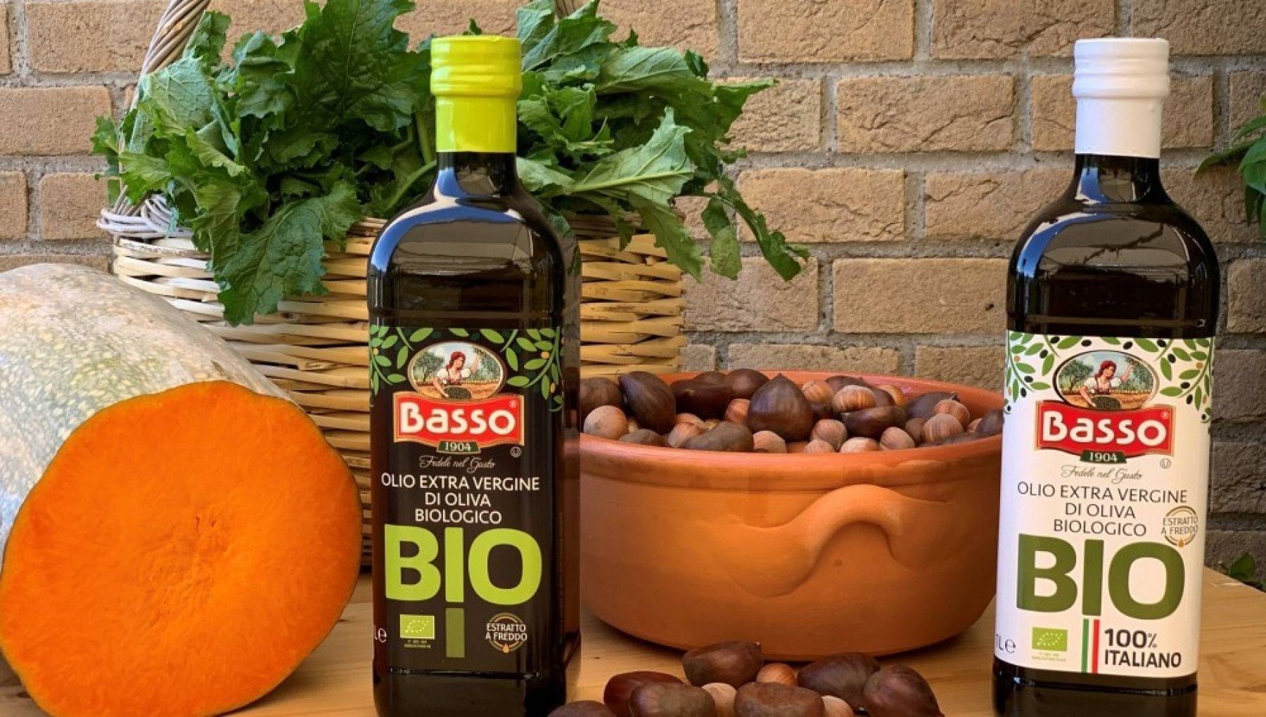 Agricoltura biologica, due etichette bio dei cultivar dell'olio Basso ...
