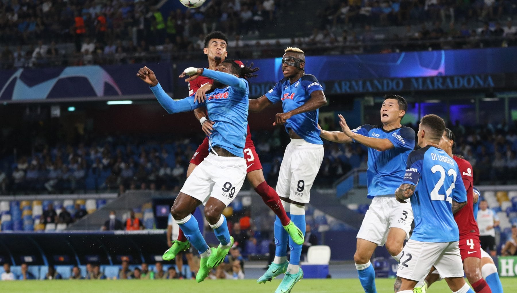La pazza estate del Napoli, dai veleni allo show in Champions - la ...