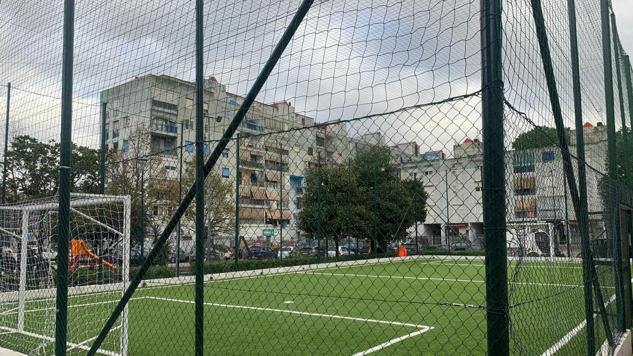 Ponticelli, rinasce il campo di calcetto La gioia dei ragazzini: “Che ...