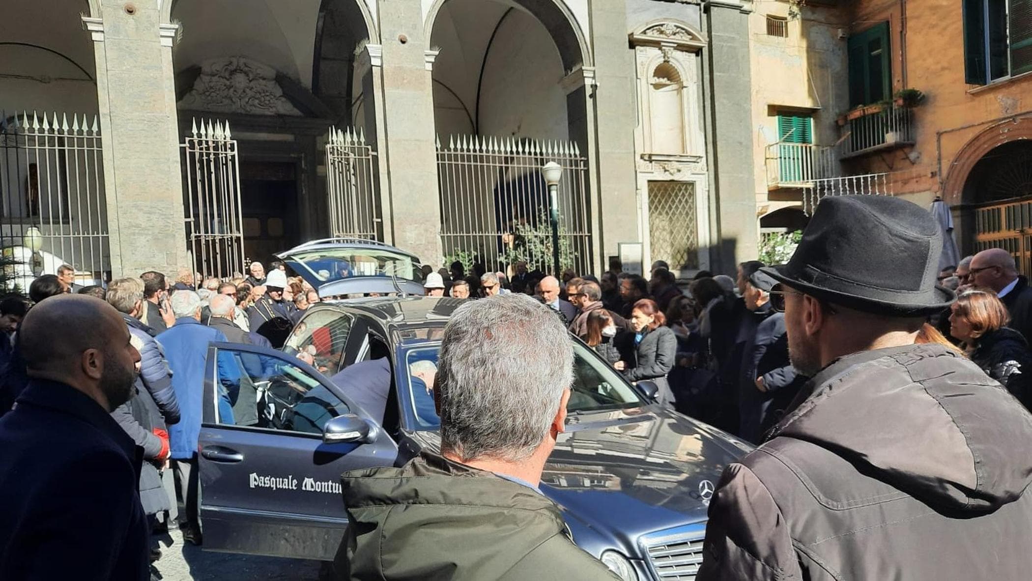L’ultimo saluto all’avvocato Siniscalchi: “Un oppositore di conflitti e ...