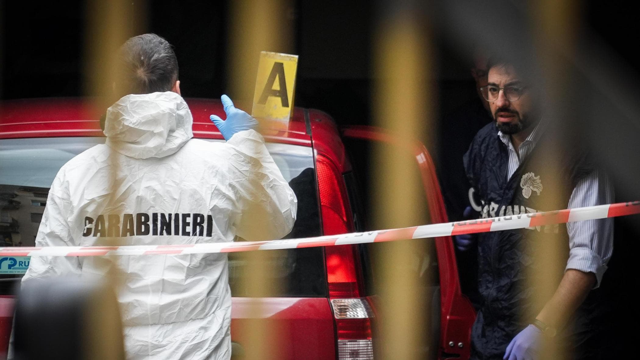 Coppia morta in auto, il disperato tentantivo del padre di Vincenzo di ...