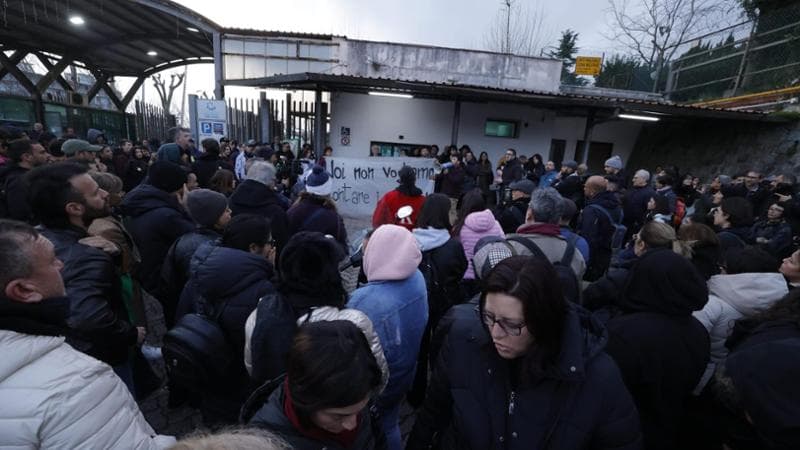 Napoli, terremoto ai Campi Flegrei. Disagi ai treni e scuole chiuse ...