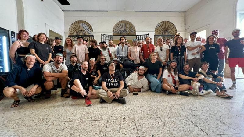 Da Marsiglia a Napoli, l’impresa di 260 ciclisti si conclude in ...