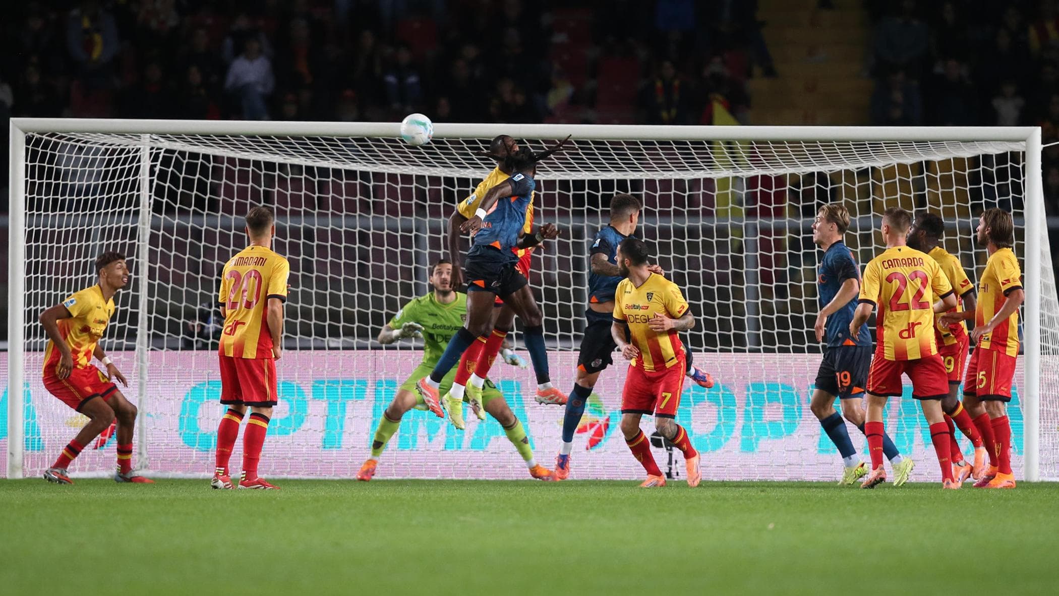 Il Napoli passa a Lecce: decide Anguissa, Milinkovic para un rigore ...