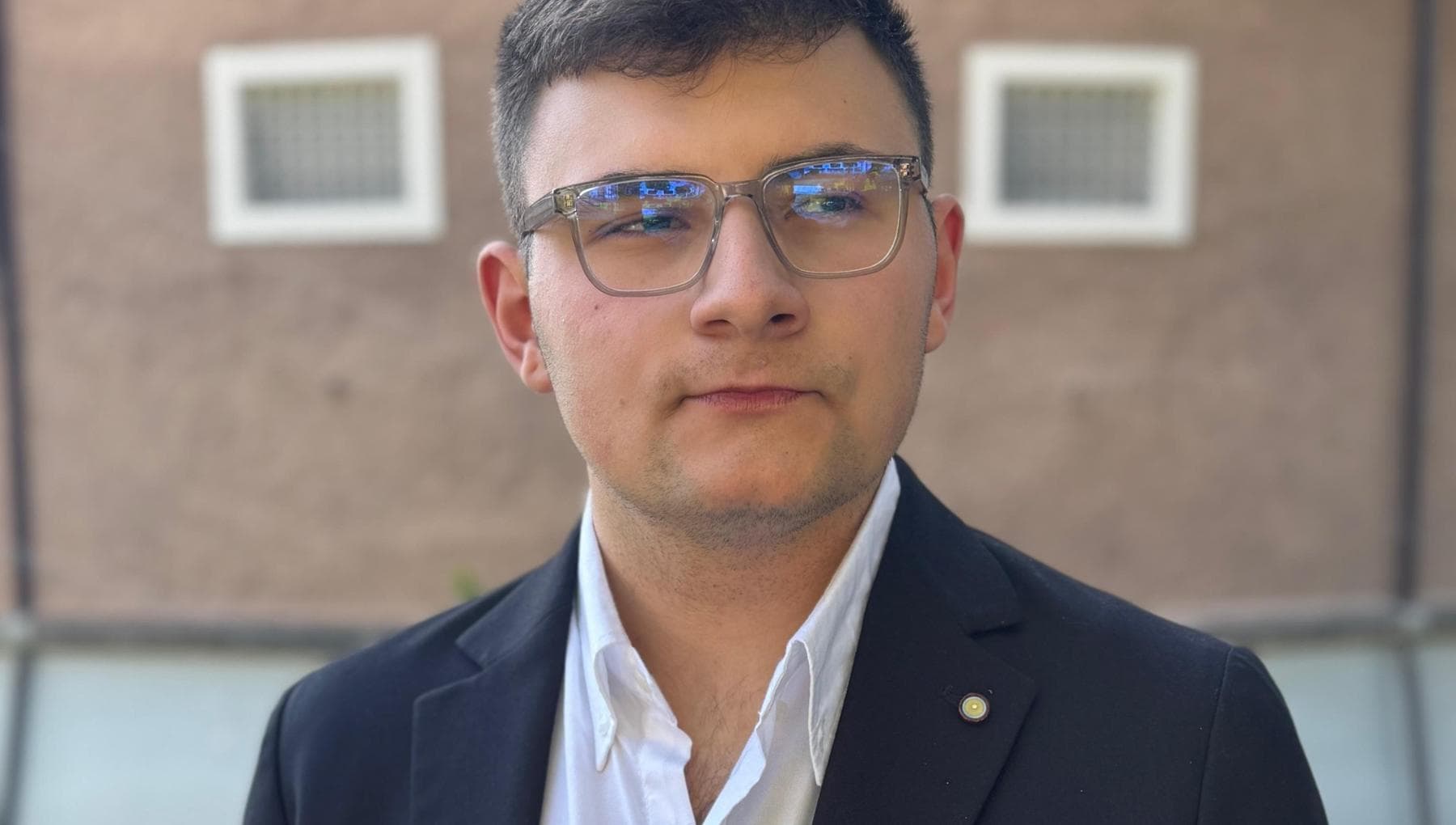 “Matty il biondo”, tiktoker candidato ad Angri: “I social aiutano a ...