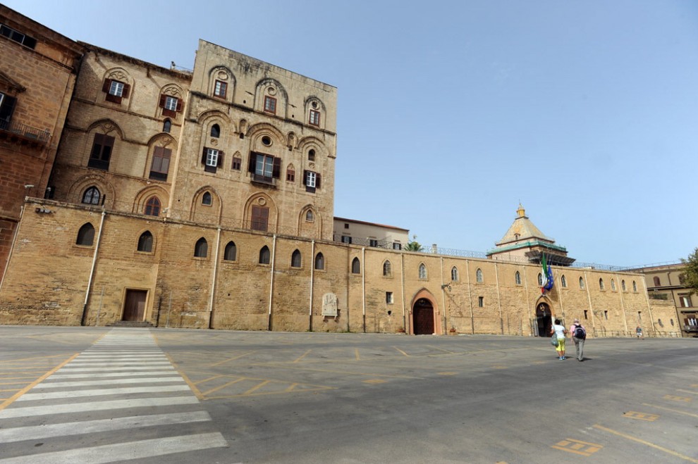 Piazza Parlamento senza le auto per l'Unesco - la Repubblica