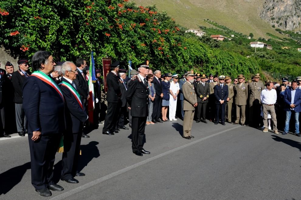 La Strage di Ciaculli e il capitano Basile ricordati nel Giardino della ...