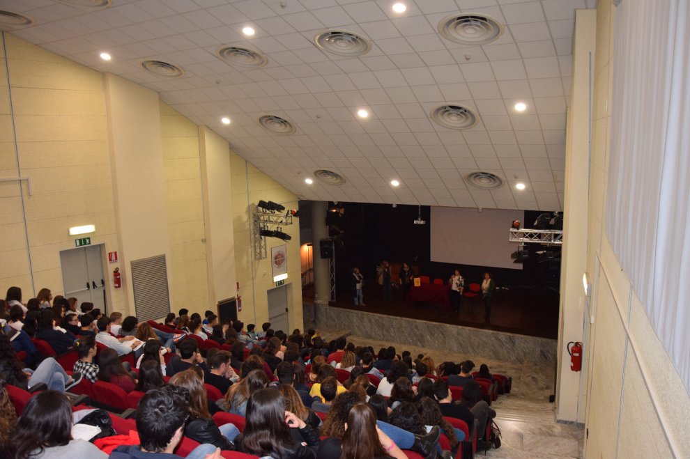 Al Meli le studentesse imparano a scegliere il futuro - la Repubblica