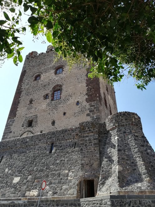 Turismo: i tesori nascosti del castello di Adrano - la Repubblica