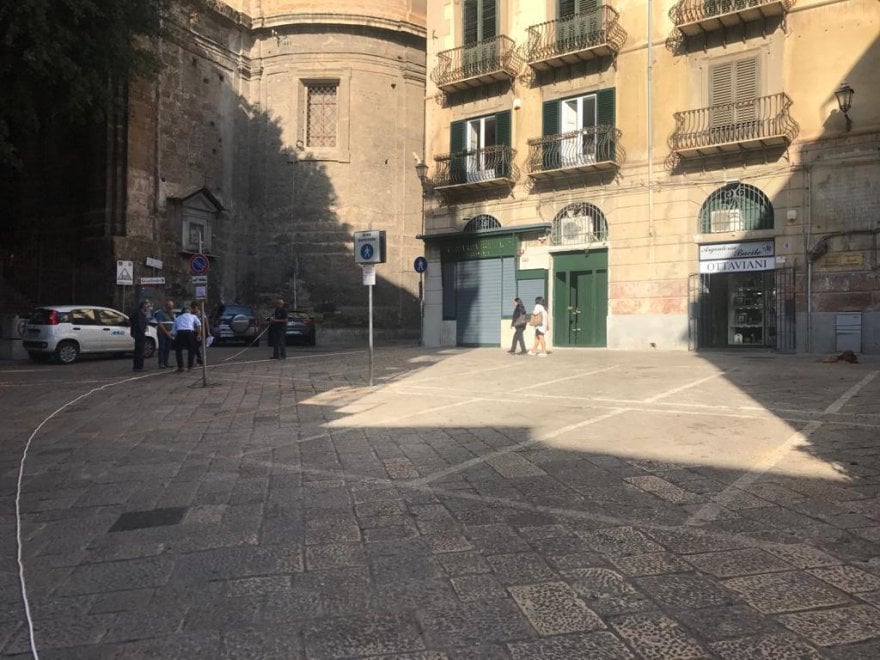 Palermo, piazza Meli e piazza San Giacomo alla Marina liberate dalle ...