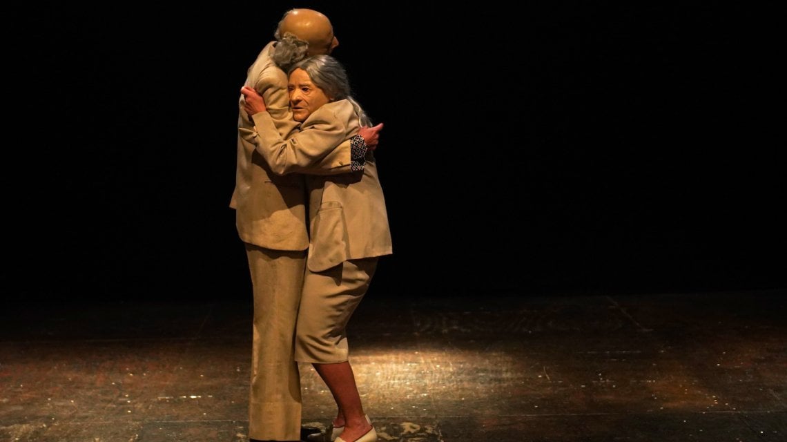 Emma Dante, "Il tango delle capinere" che danza lungo una vita - la ...
