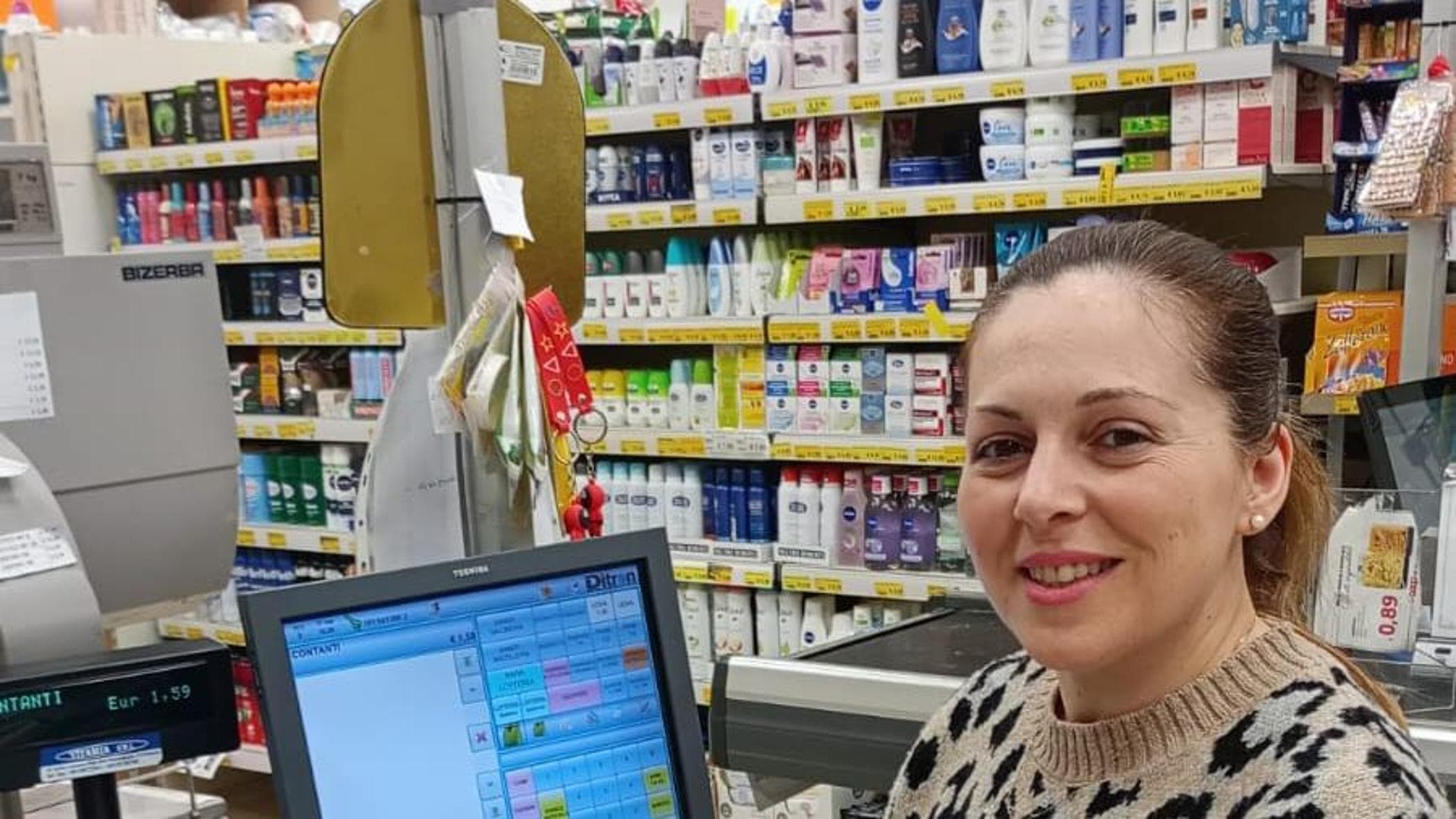 Ivana Mulè, la cassiera del market: “Salti mortali, però sono felice ...