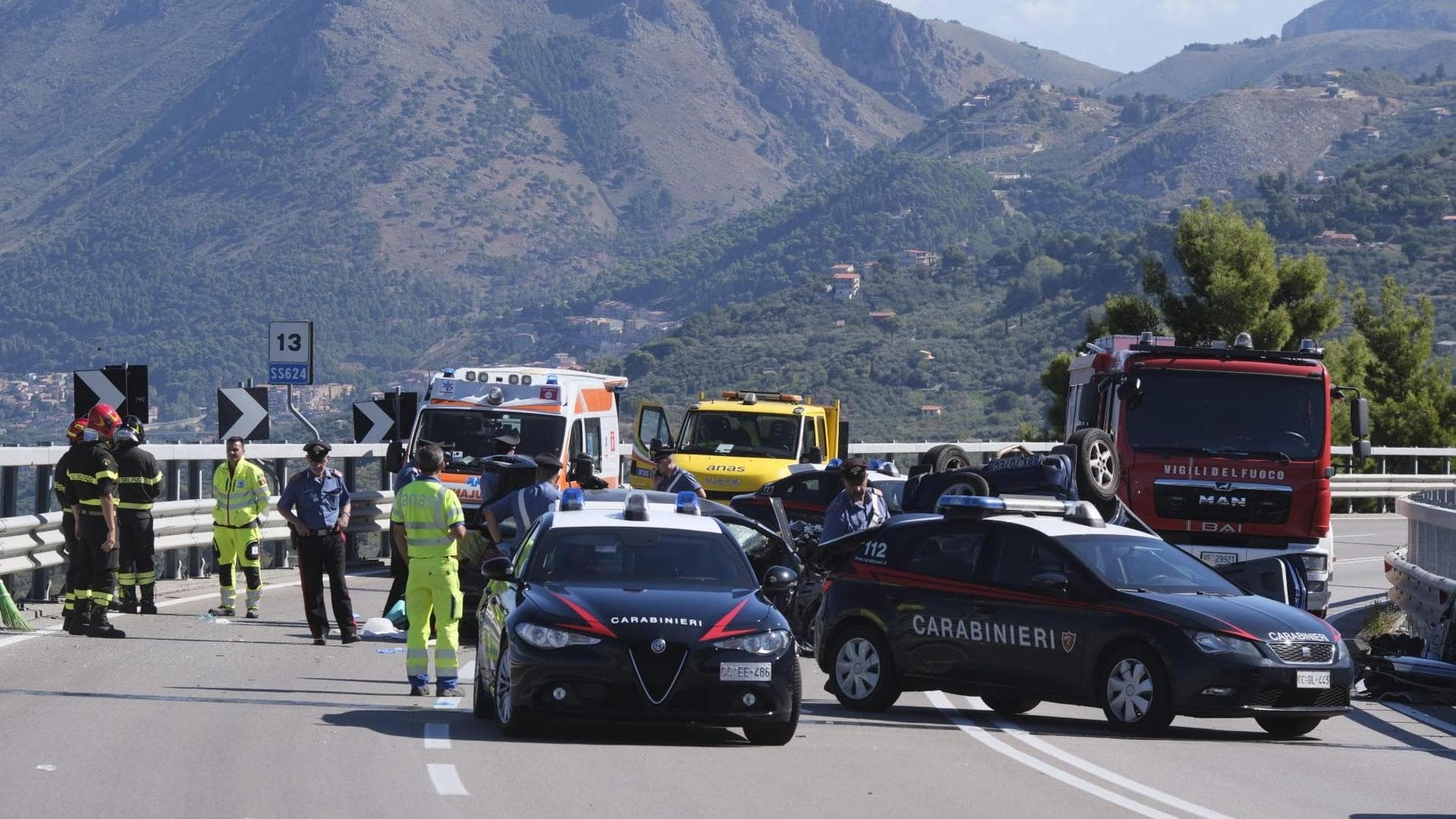 Scontro frontale fra due auto sulla Palermo - Sciacca: morte tre ...