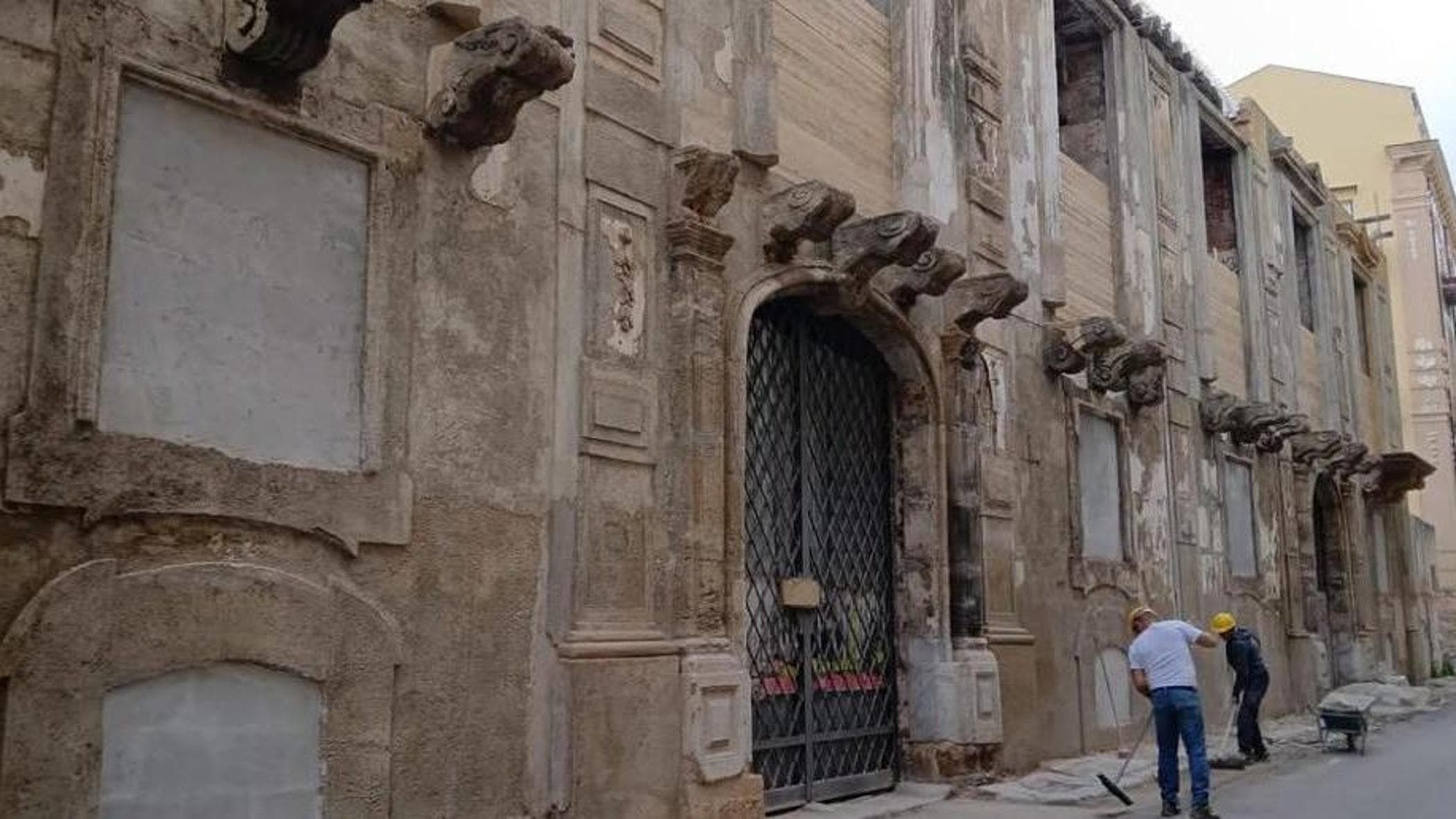 Un’agonia di 15 anni: così muore Palazzo Bonagia a Palermo - la Repubblica