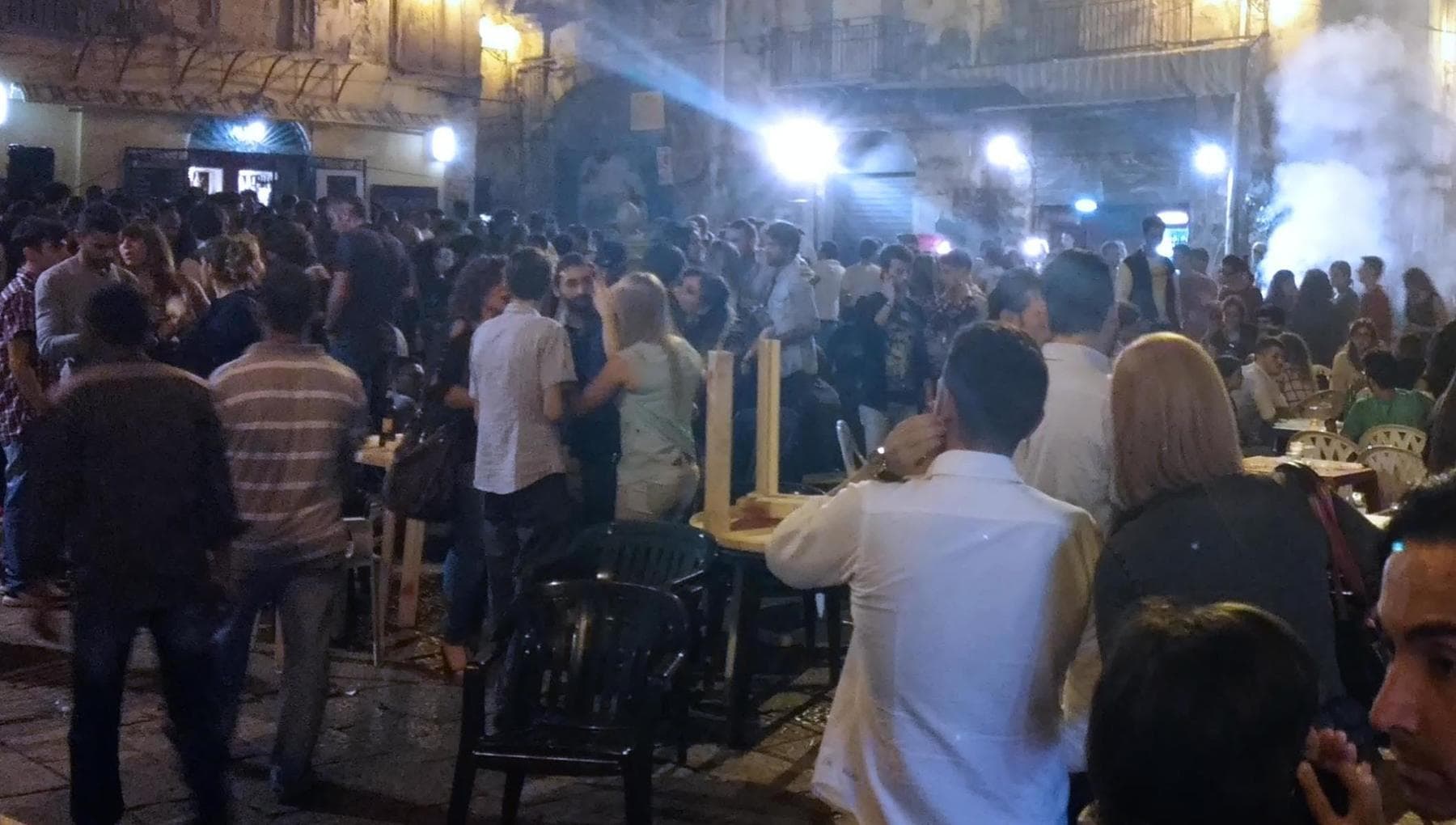 Le notti violente del centro di Palermo che le zone rosse non fermano ...