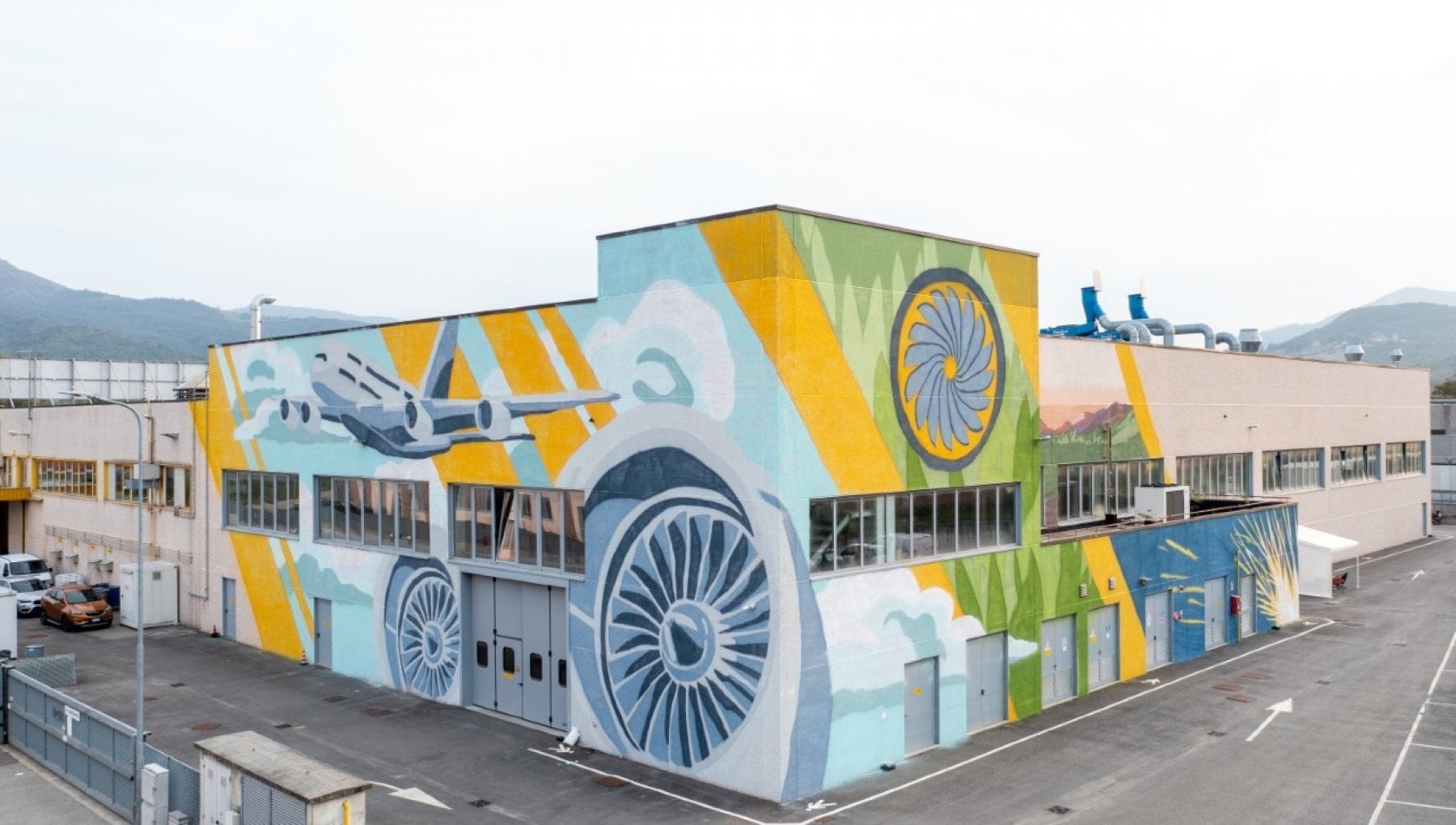 Un murale di 600 mq sulle facciate dell'azienda a Rubbiano di Solignano ...