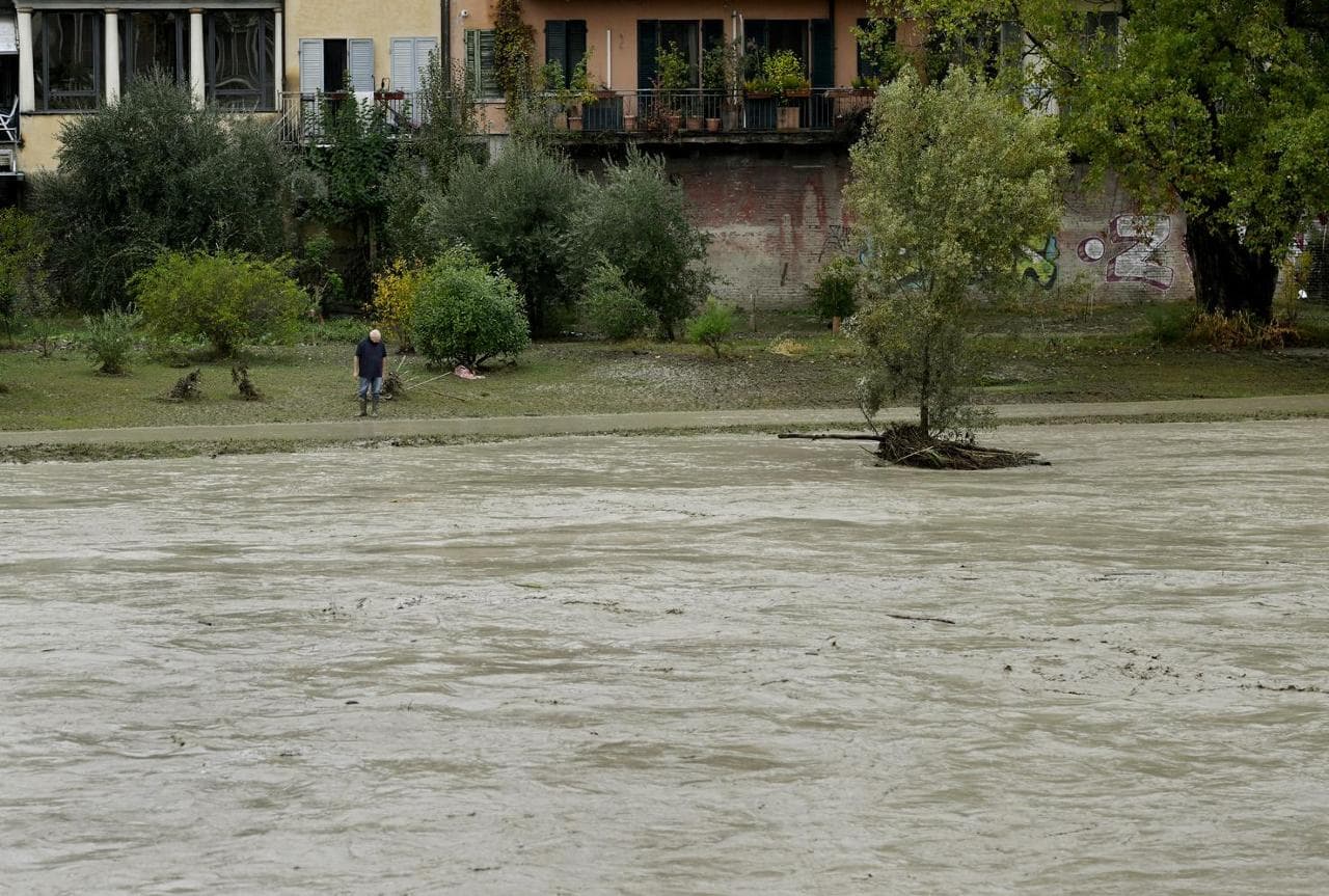 Parma voladora: il torrente in piena - foto - la Repubblica