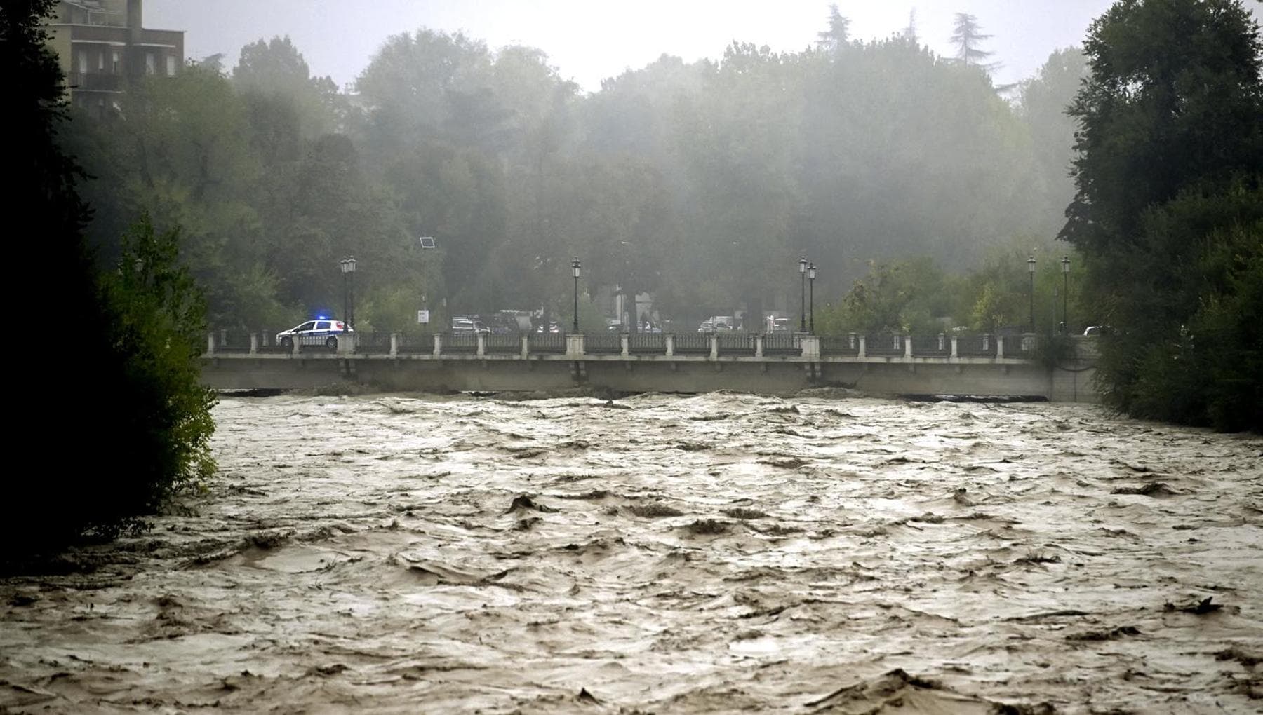 Le foto della piena del torrente Baganza a Parma - foto - la Repubblica