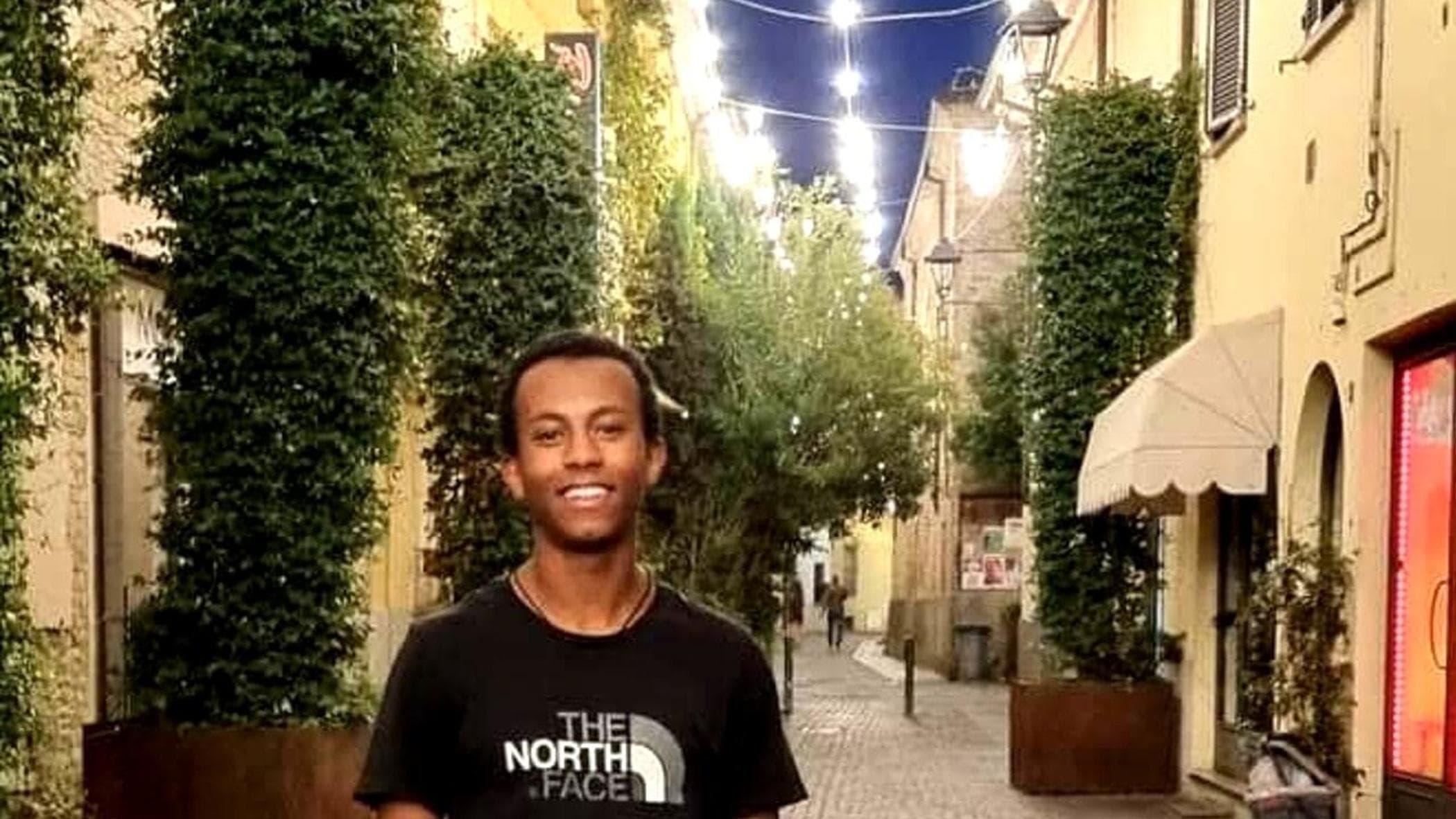 Surafel, 17 anni, scomparso da oltre un mese. Fidenza si stringe ...