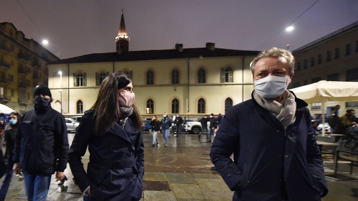 "All'ultimo venerdì in piazza Santa Giulia": il brindisi amaro della ...