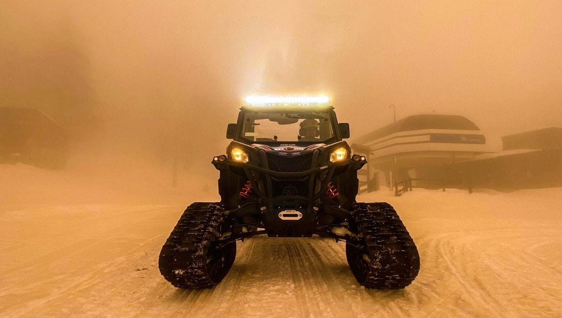 Neve rossa sulle piste da sci, è la polvere del Sahara - la Repubblica