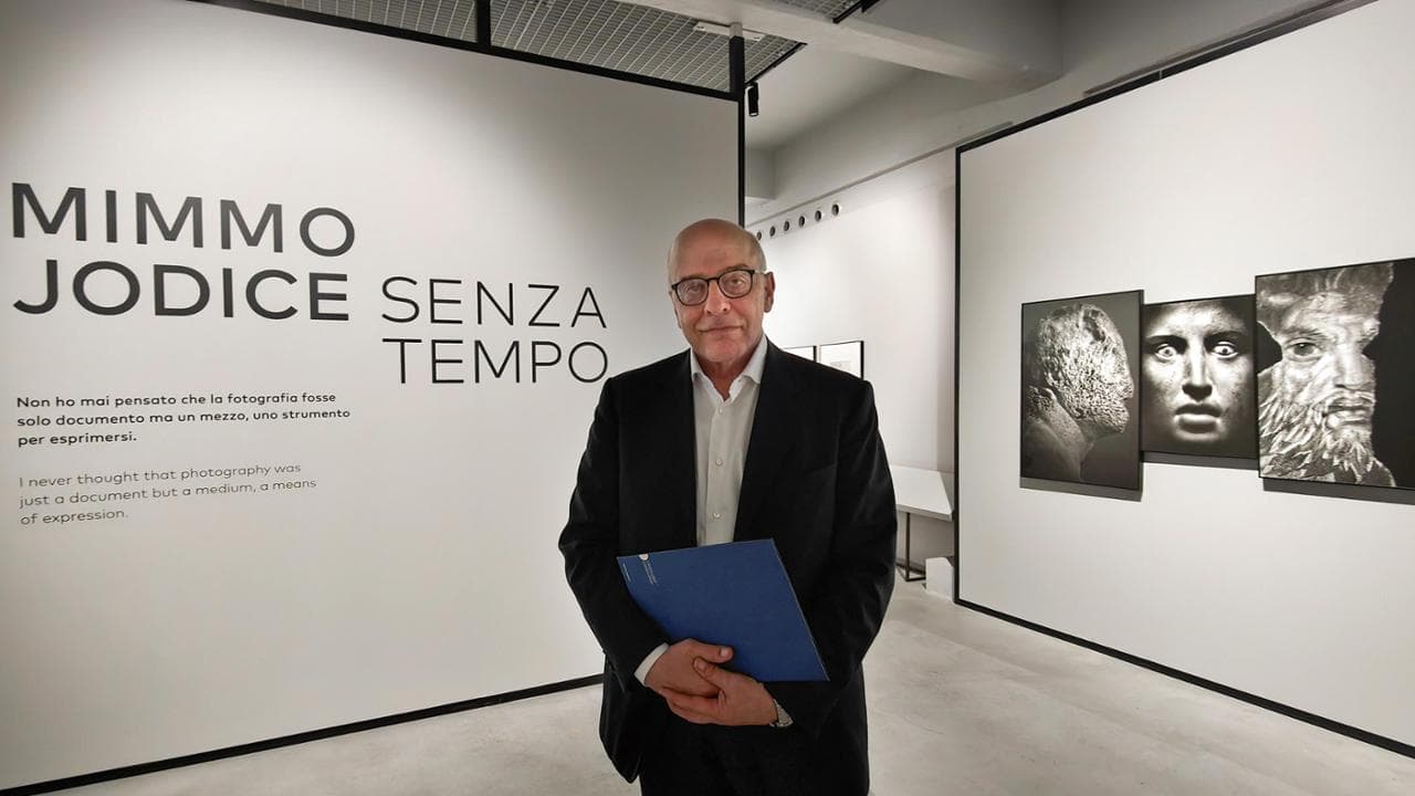 La fotografia “Senza tempo” del maestro Mimmo Jodice alle Gallerie d ...