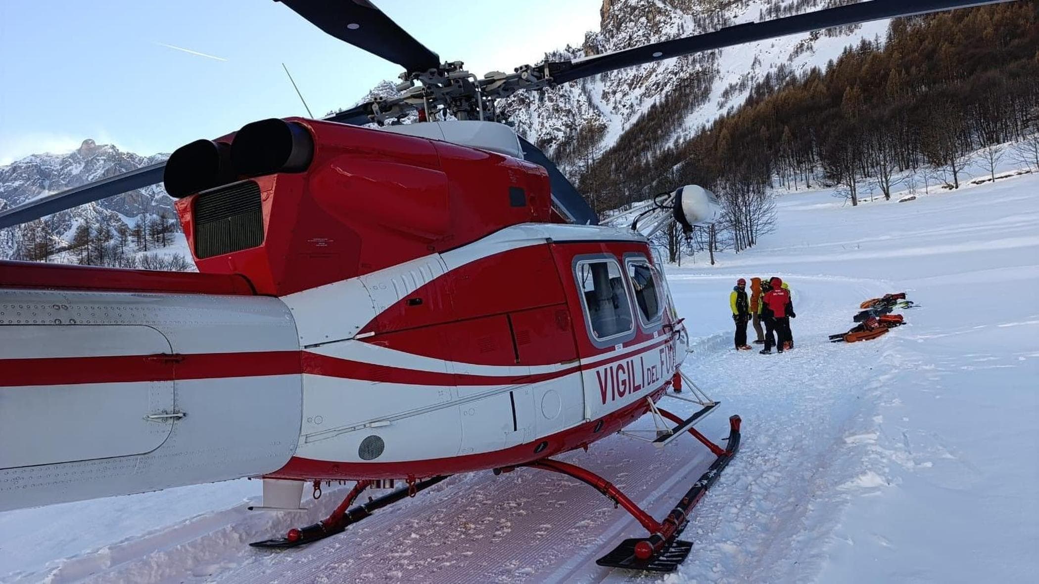 Tre valanghe in Piemonte in un solo pomeriggio, tragico bilancio di due ...