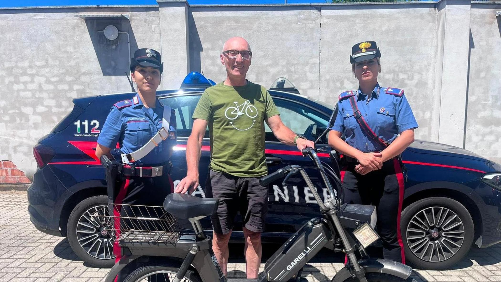 Dopo 42 anni ritrova il motorino rubato: “Quanti pianti feci, ora ...
