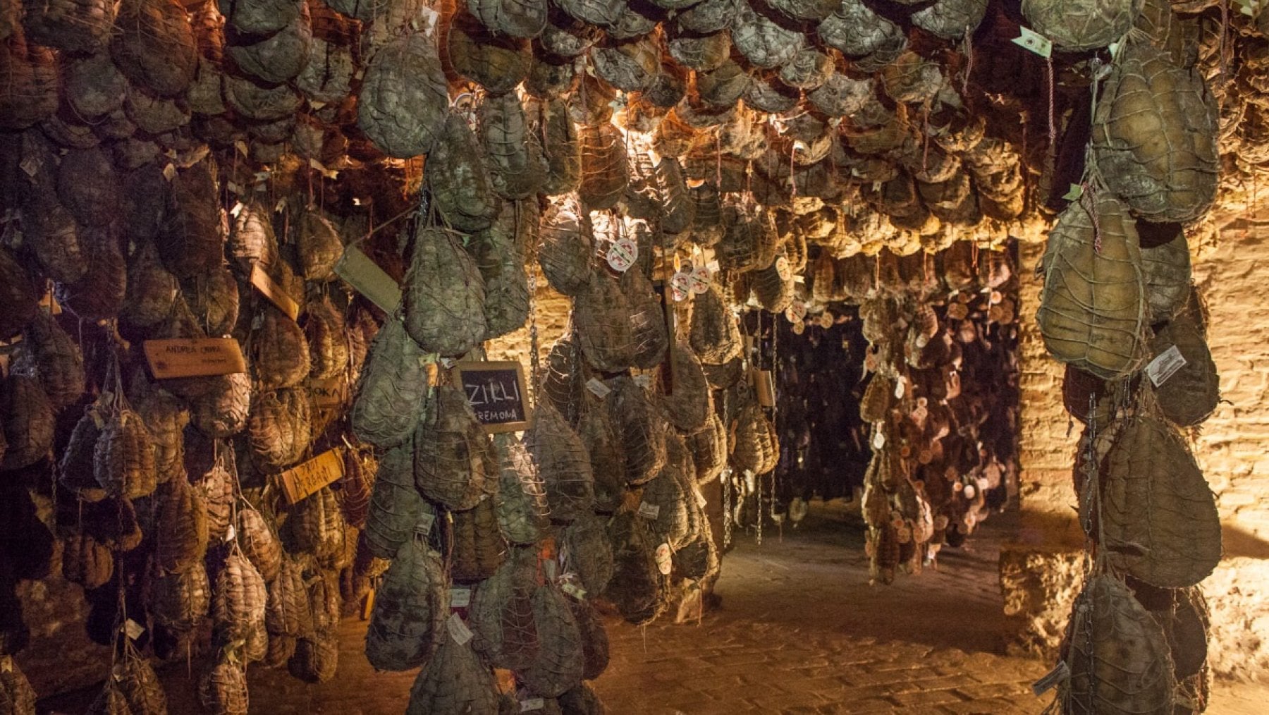 Storia del culatello: il salume ’scandaloso’ ora è un pezzo da museo ...