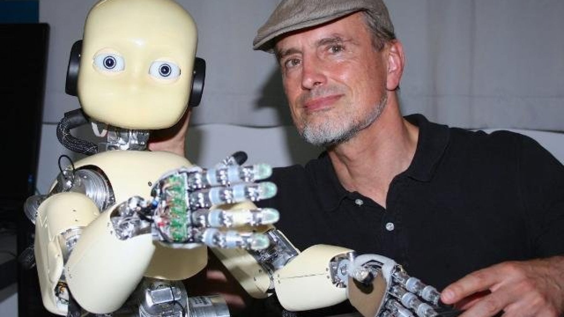 Schmidhuber: "L'AI ci batterà e sarà il futuro" - la Repubblica