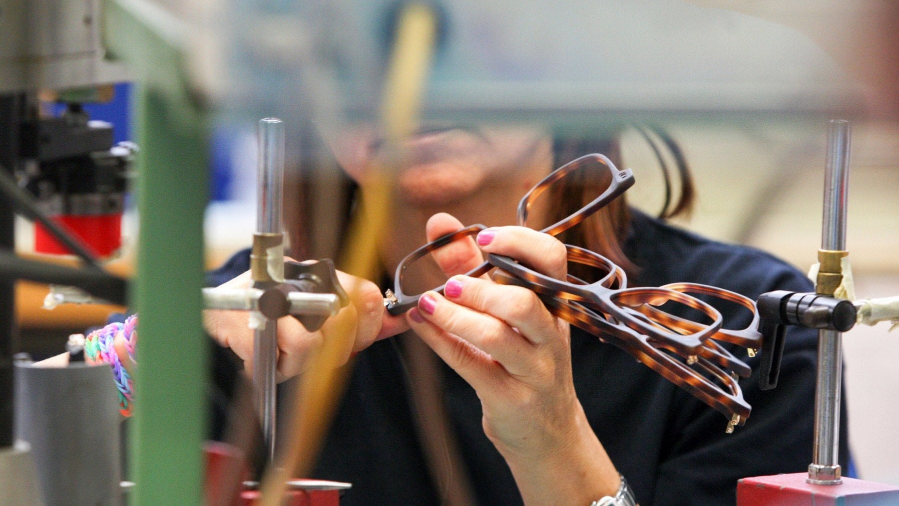 Safilo cresce in Usa e compra la californiana Blenders Eyewear - la ...