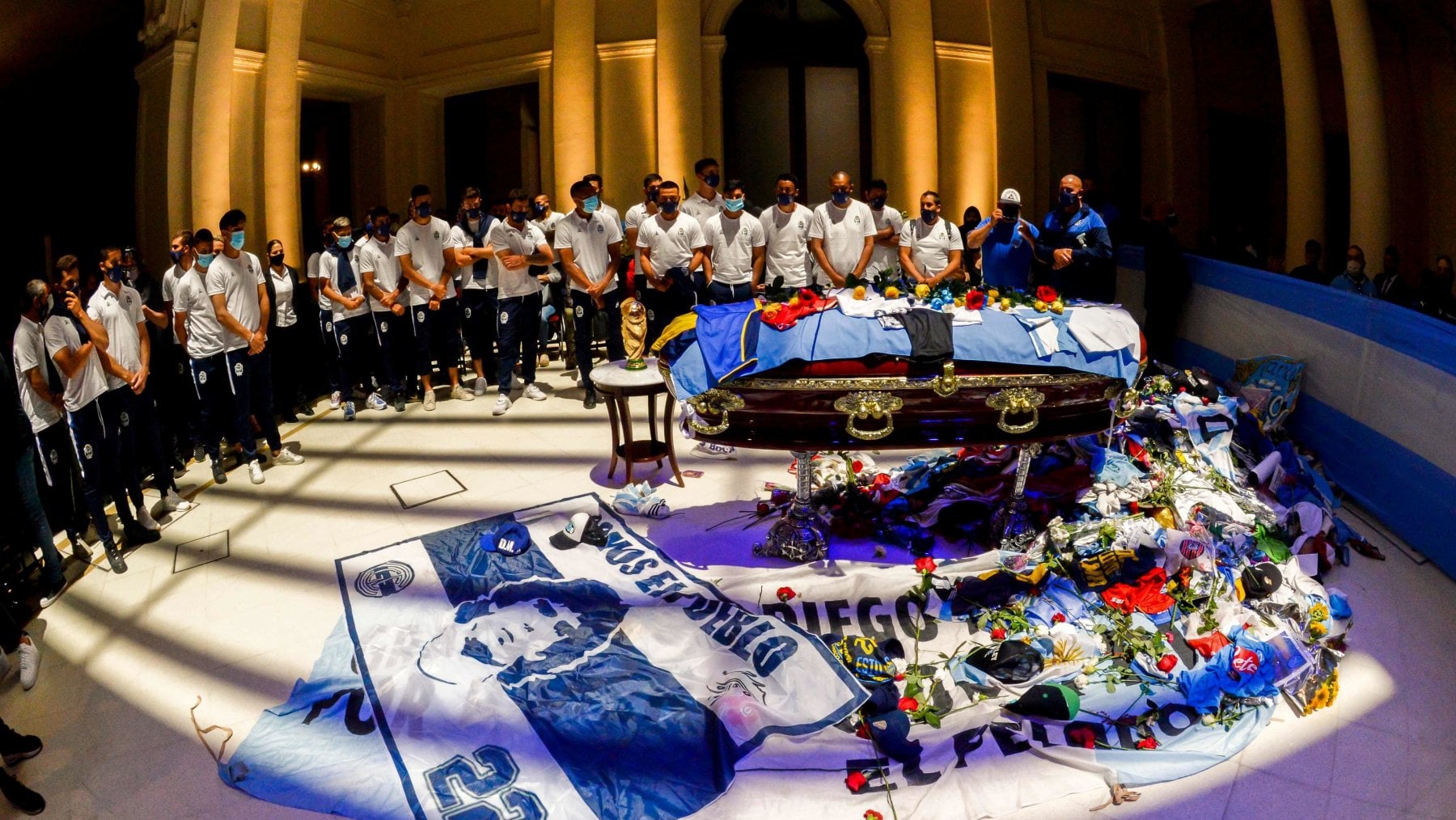 Gli ultimi giorni di Diego Armando Maradona / Seconda Parte - la Repubblica