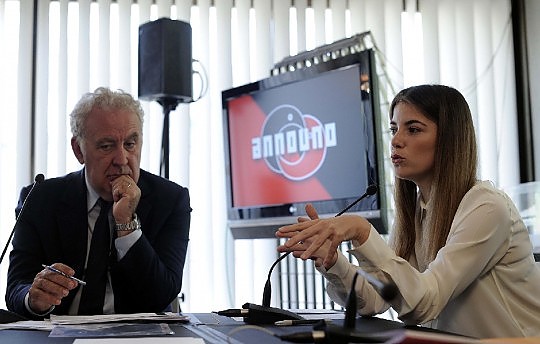 Giulia Innocenzi riparte dal lavoro. "Aspetto Renzi, ma il piatto forte ...